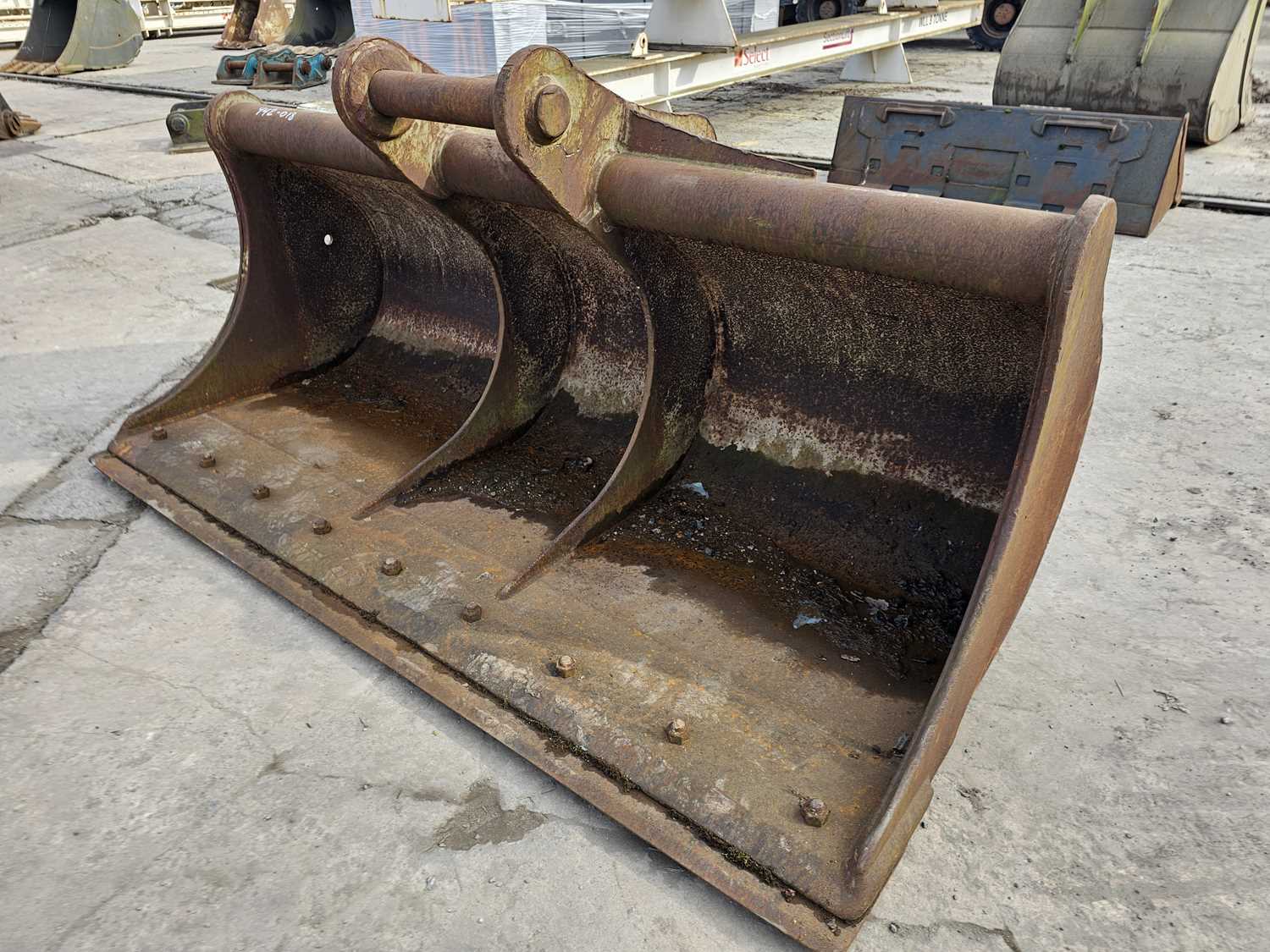 96" Grading Bucket 90mm Pin to suit 30 Ton Excavator
